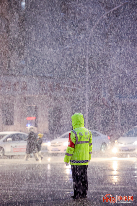 2022初雪美景惹人爱 中华网河南